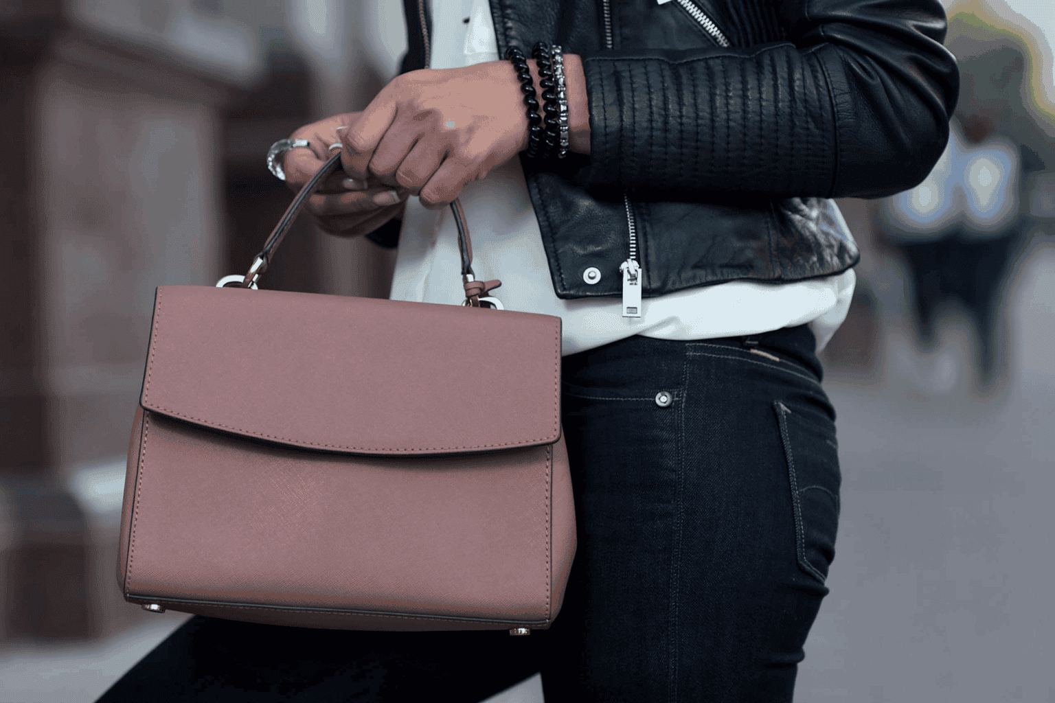 Vegan Purses: 7 Hottest Vegan Purse Brands To Check Out! — Ecowiser